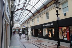 Department stores through the eyes of a consumer – introduction – BA ...